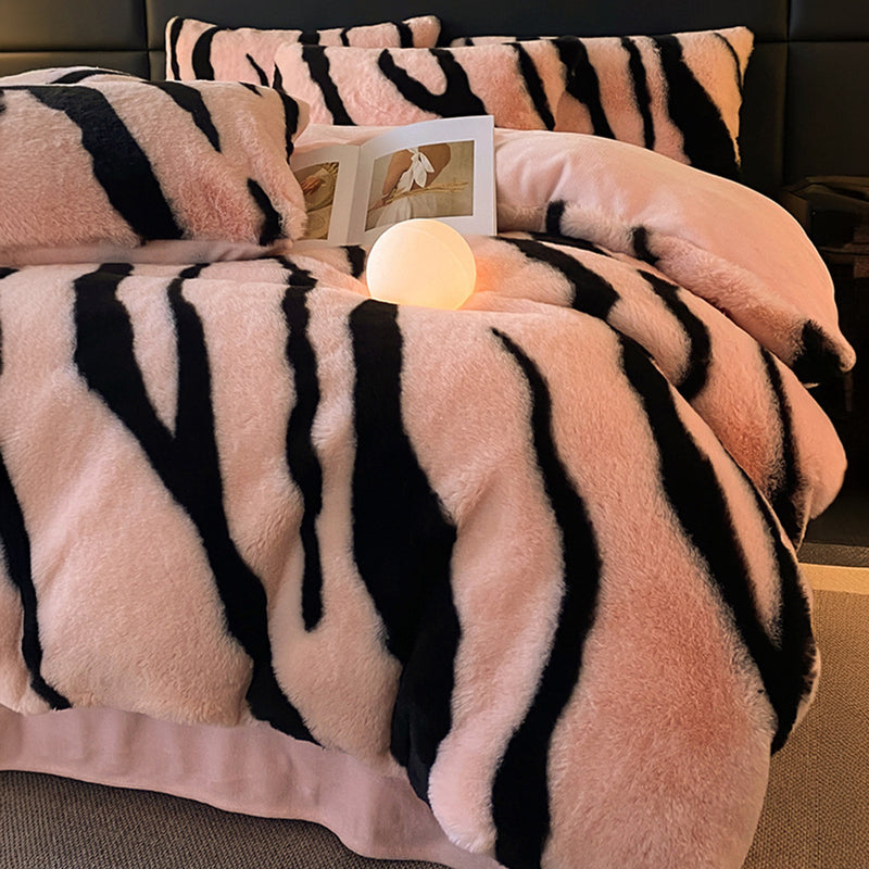 Zebra Thickened Fluffy Fur Bed Sheet Set - FunnyFuzzy