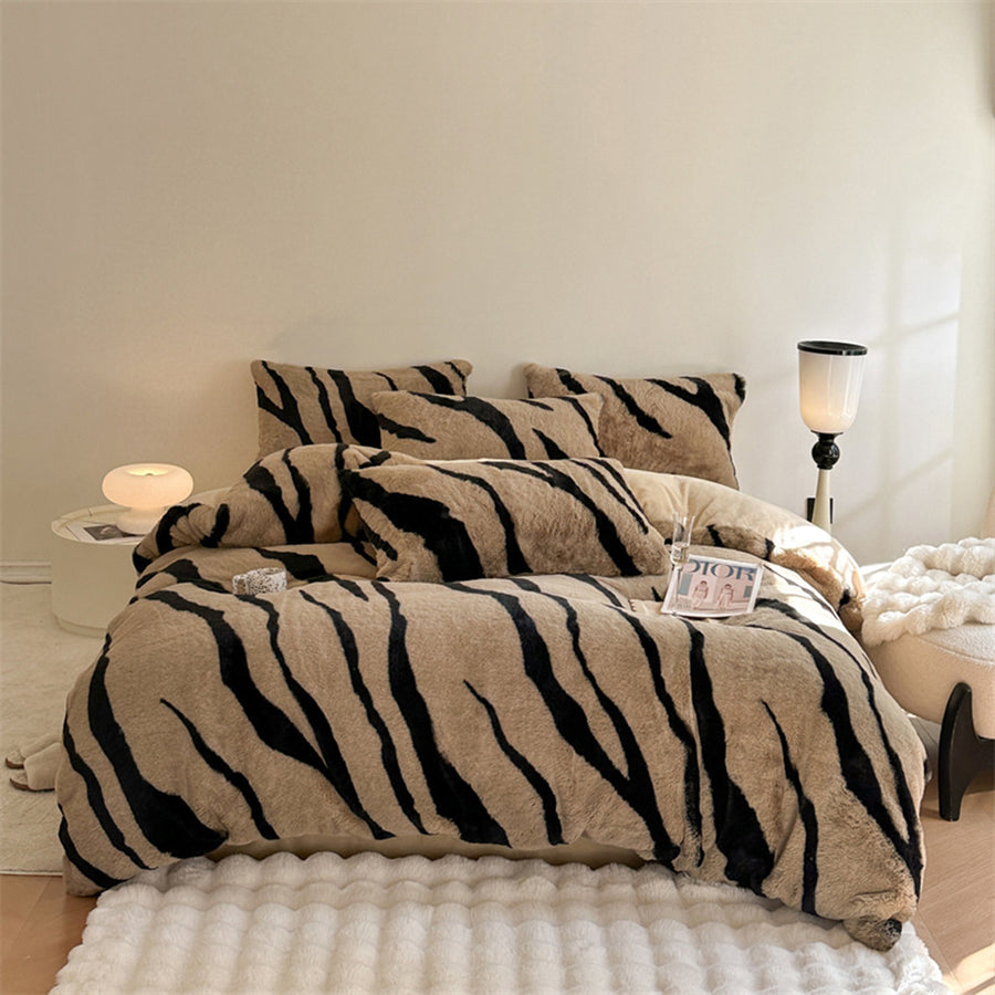Zebra Thickened Fluffy Fur Bed Sheet Set - FunnyFuzzy