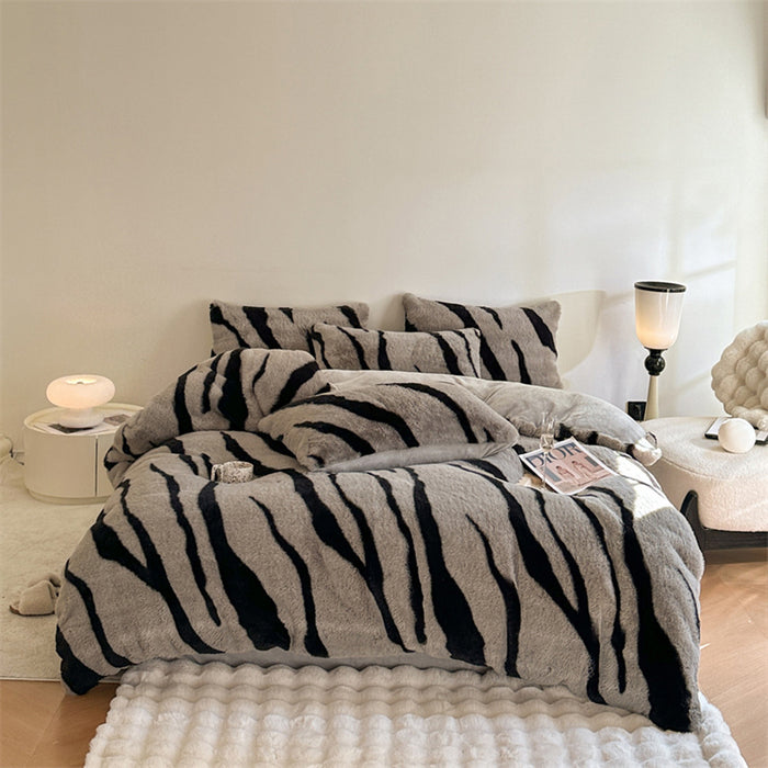 Zebra Thickened Fluffy Fur Bed Sheet Set - FunnyFuzzy