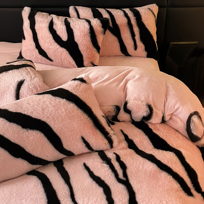 Zebra Thickened Fluffy Fur Bed Sheet Set - FunnyFuzzy