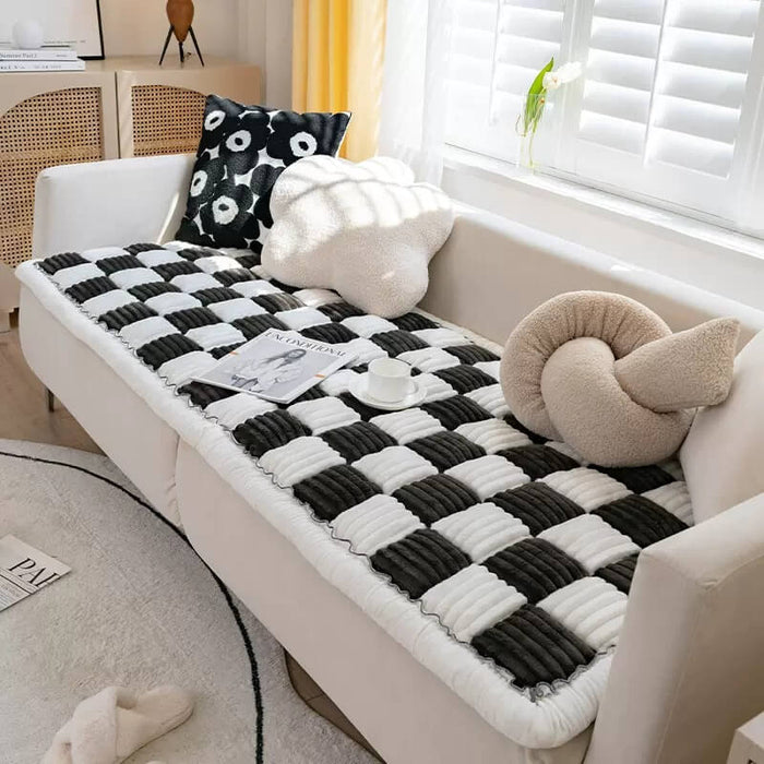 Cream-colored Large Plaid Square Fuzzy Pet Mat Bed | FunnyFuzzy