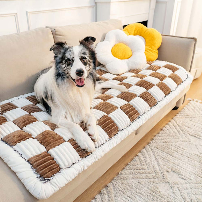 Cream-colored Large Plaid Square Fuzzy Pet Mat Bed | FunnyFuzzy