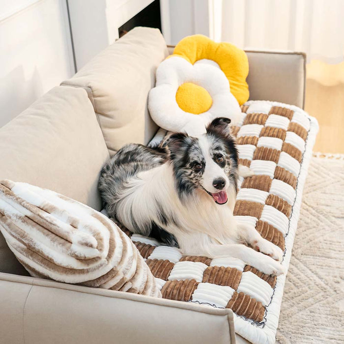Cream-colored Large Plaid Square Fuzzy Pet Mat Bed | FunnyFuzzy