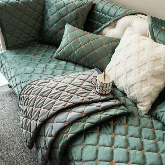 Luxury Quilted Velvet Non-Slip Couch Cover - FunnyFuzzy